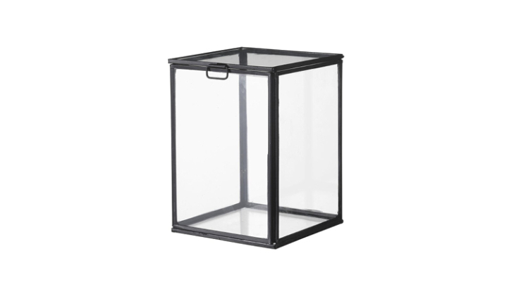 Liefde voor deze glazen box voor je mooiste accessoires of sieraden ...